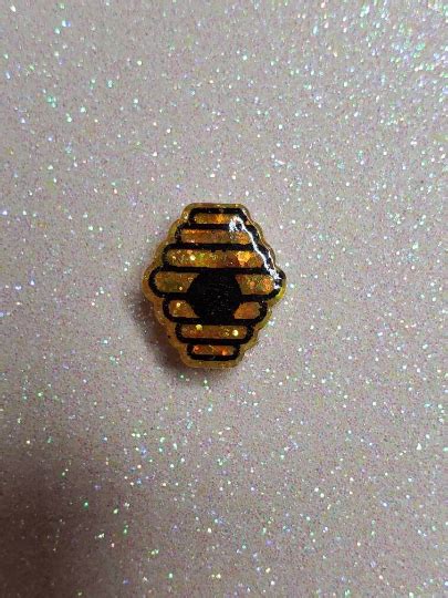 Bee Hive Tiny Custom Resin Pin Ratqueenlabs Bee Hive Tiny Custom Resin Pin Ratqueenlabs