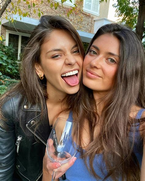 Bella Geminder Sis Instagram