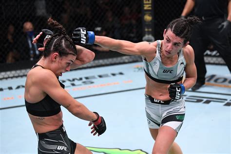 Ufc 273 Mackenzie Dern Says Getting Punched In The Face Showed She