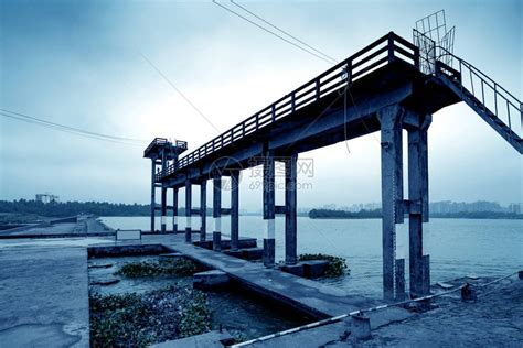 海南岛万泉河小水坝高清图片下载 正版图片505247386 摄图网