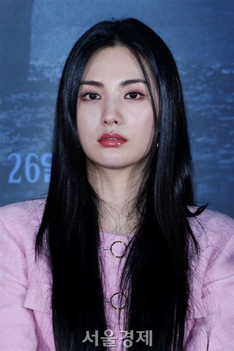 나나 완벽 그 자체의 비주얼 Se★포토 서울경제