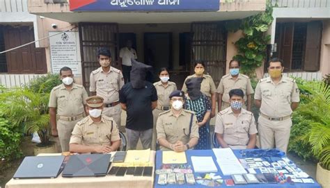 Odisha Police Bust Inter State Fake Job Racket 9 Arrested Odishabytes