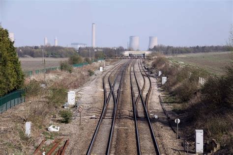 Railway Passing Loops At Steventon © Steve Daniels Geograph Britain
