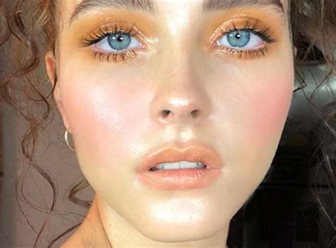 Beauté Comment Resserrer Les Pores De La Peau Public