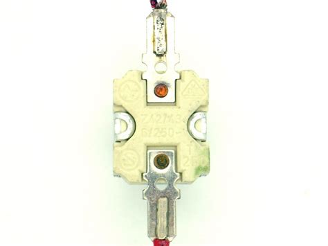 1x Temperaturbegrenzer A 145°C 6A / 250V~ Z42/43 KEMA KEUR T250 (Öffner ...