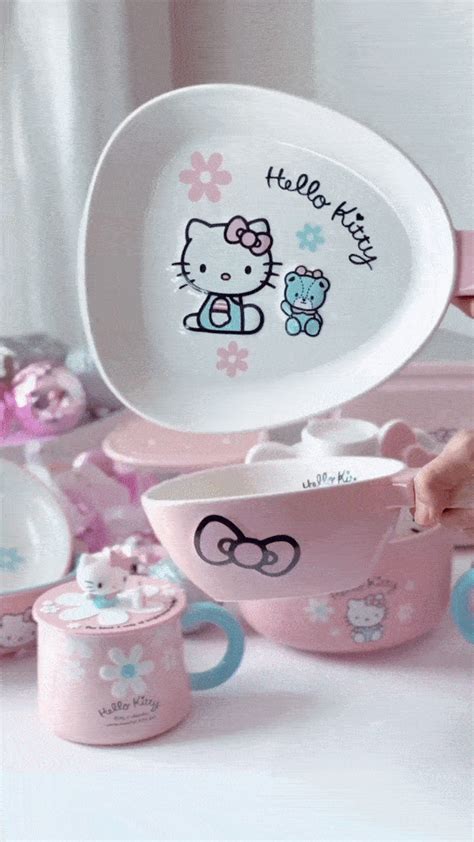 Fairprice推出hello Kitty系列商品！餐具、蒸锅、陶瓷杯、雨伞，可爱实用！累积分数特价购买~ ️ 🇸🇬新加坡省钱皇后 皇后情报局