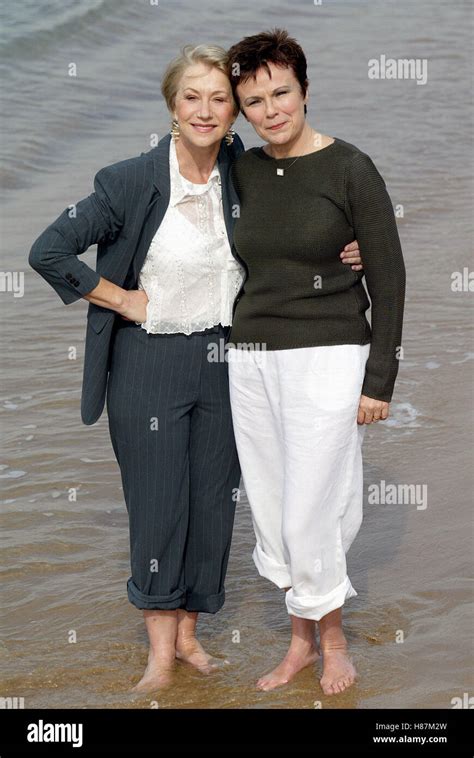 Helen Mirren Calendar Girls Hi Res Stock Photography And Images Alamy