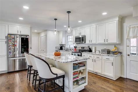 Kitchen Kompact Inc On Linkedin Kitchenkompact Cabinets Rounding Out This Homey Kitchen