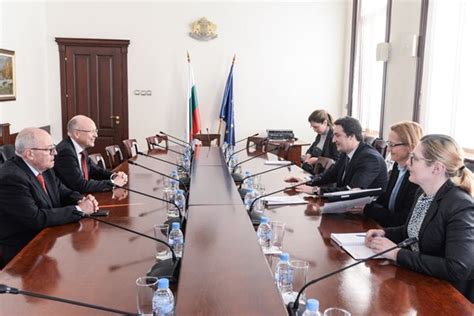 Министър Зарков пред председателя на Съда на Европейския съюз Съдебната реформа не е лесна но