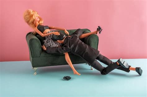 Page 2 338000 Doll Pictures