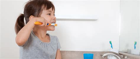 早上起床先刷牙还是先喝水？答案竟然是牙齿