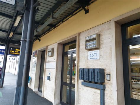 Chivasso Station Chivasso 1856 Structurae