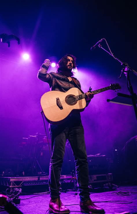 Noah Kahan Wallpapers 21 Images Wallpapercat