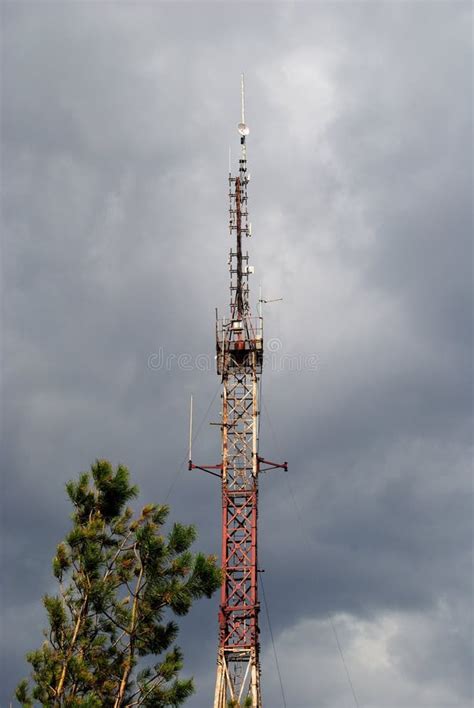 A Cell Phone Repeater Tower Stock Image Image Of Communications Skyn
