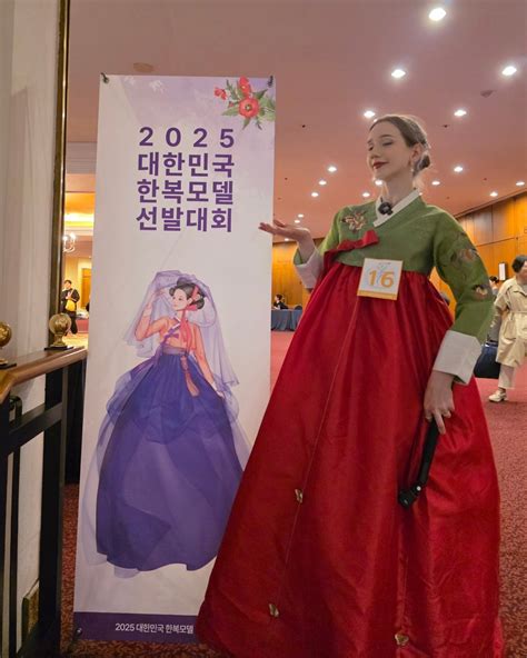 김치귀신 마이 🇪🇪 ️🇰🇷 Mai Drinks Soju • Instagram Photos And Videos