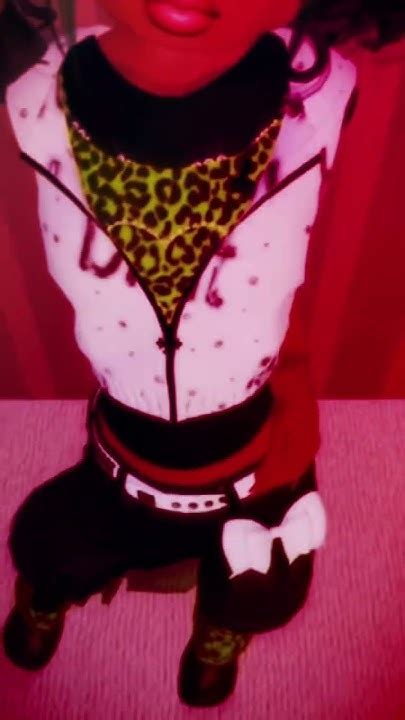 Robloxs Outfits Vs Dress To Impress Outfits Late To This Trend Ig