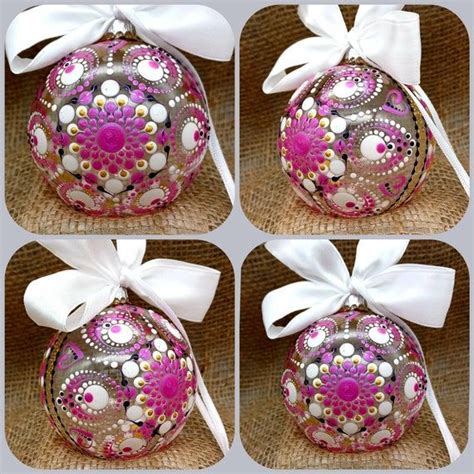 Bespoke Large 8сm Glass Hand Painted Christmas Bauble Ornament