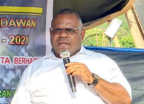 Yulius Tabuni Ingatkan Rakyat Papua Menghargai Lukas Enembe Sebagai