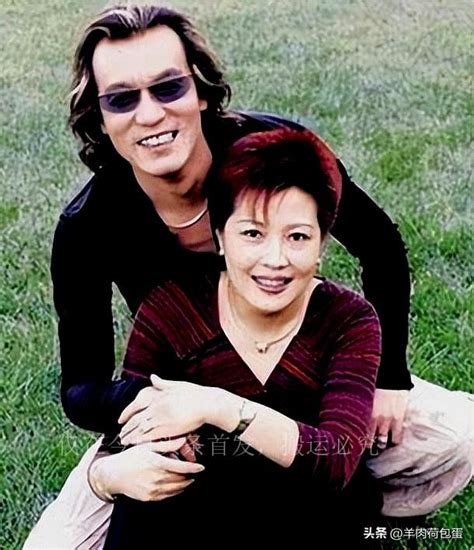 李詠病逝5年後如今看遺孀哈文的選擇才得知李詠當時有多聰明 每日頭條