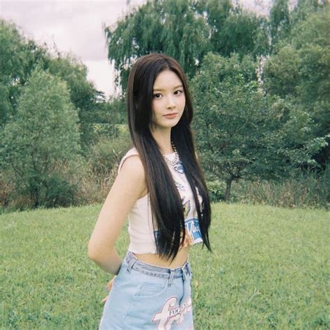 Sullyoon Nmixx Orang Cantik Perempuan Foto Gadis Cantik