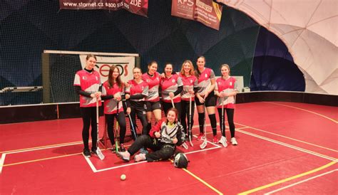 Holky A Technika Sp Dukelsk Toto Spojen Sed Holky A Technika