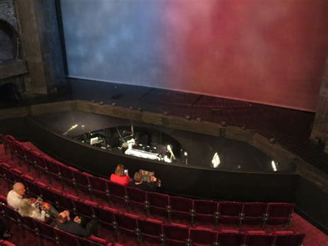 2025桑德海姆剧院游玩攻略 网站上买了2楼的票，剧院 【去哪儿攻略】