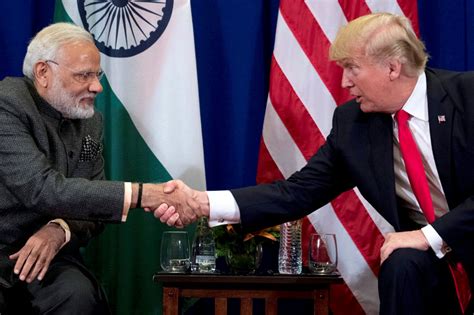 पीएम मोदी जी 20 बैठक में जापानी पीएम शिंजो आबे और अमेरिकी राष्ट्रपति