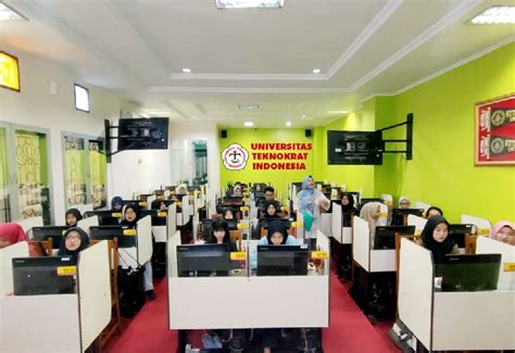 Prodi Pendidikan Bahasa Inggris Universitas Teknokrat Indonesia Raih