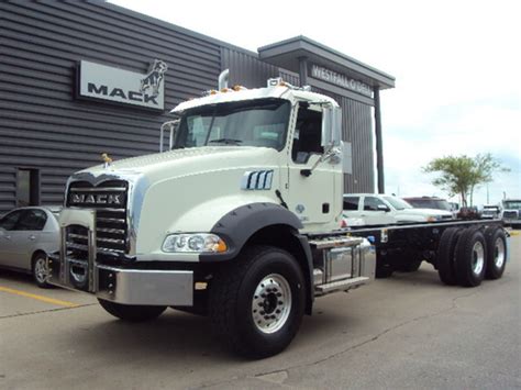 2018 Mack Granite Gu813 For Sale 19 Used Trucks From 133260