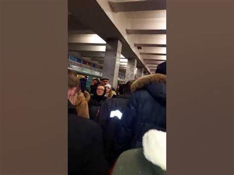 Драка в метро - YouTube