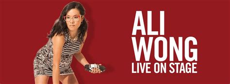 Ali Wong Live On Stage 黃亞麗脫口秀 Distinctive Taste