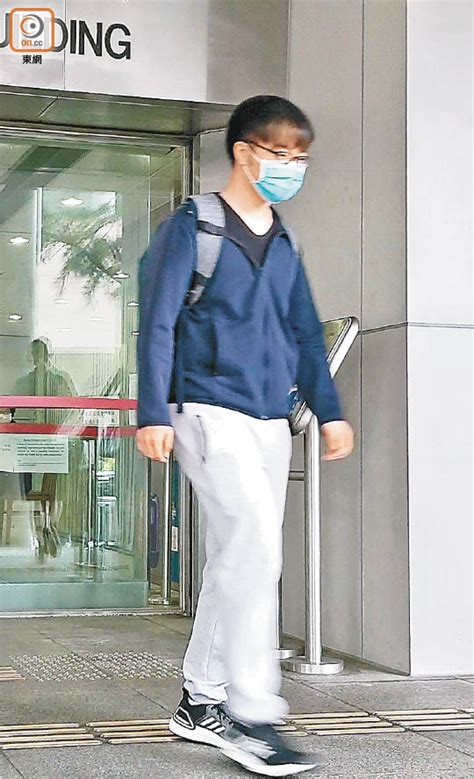 涉毀港鐵售票機搭霸王車 3青年准保 東方日報