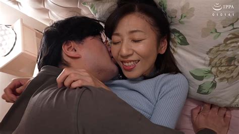 我が家の美しい姑 三枝木玲実 五十歳 アダルト動画 ソクミル