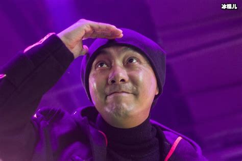 张卫健是出于赌气才剪掉长发的 明星 冰棍儿网