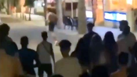 Nueva Manada En España Un Adolescente Fue Brutalmente Golpeado Por
