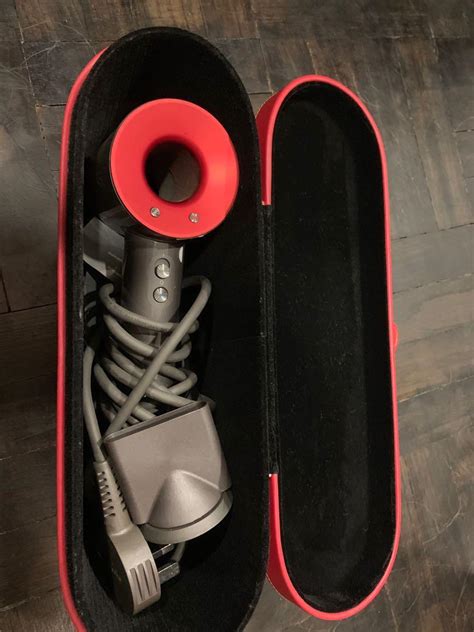 Dyson Supersonic Hair Dryer Red Limited Edition Almost New Beauty