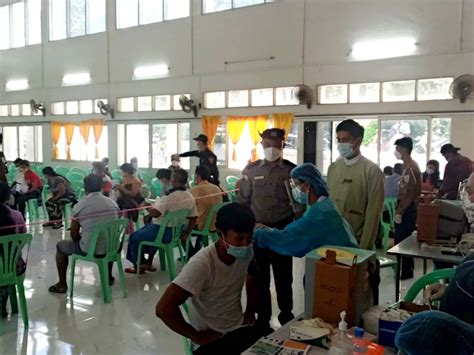 ကော့သောင်းမြို့တွင် ကိုဗစ် ၁၉ ရောဂါ ကာကွယ်ဆေးများဆက်လက်ထိုးနှံပေး Information And Public