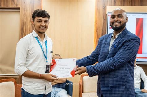 Mohit Gahlot On Linkedin Designjourney Logodesign Learningexperience Creativethinking