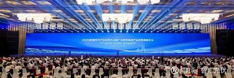 国能日新：用数据算力，提升“光储融合电站”经济性！ 高比例可再生能源的新型电力系统中，储能作为灵活调节资源，与 新能源 的发展密不可分。 据