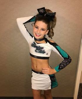 Pin By Madison McAbee On Cheer Pictures Fashion Teenage Girls