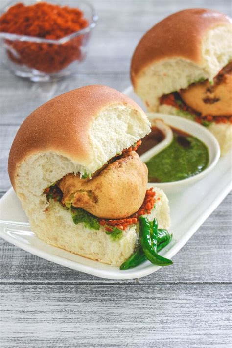 Vada Pav Recipe Mumbai Style Spice Up The Curry