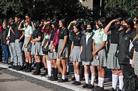 Autoridades Realizan Izamiento De Bandera Para Fomentar El Civismo Y