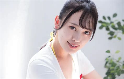 Wallpaper Beautiful Asian Model Wall Smile Woman Cute Pretty For
