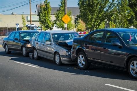Avoiding A Rear End Collision Training Wheels Driving School