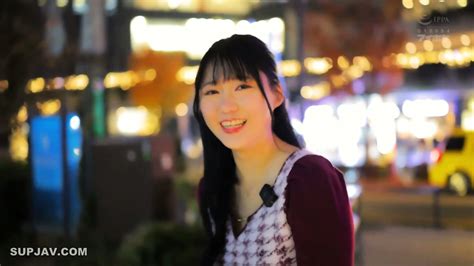 Revenge SEX Record A Faithful And Ordinary Beautiful Year Old Girl Runs Away From Her