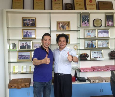 台湾巨星张晨光先生亲临台湾馥圣生技考察 MIO SKIN黄金岁月馥圣生技官网 米欧莉儿官网