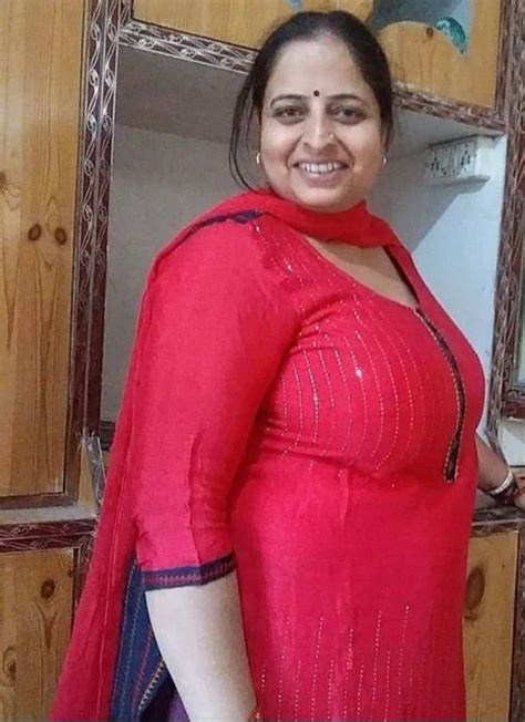 Pin By Govind Pant On Desi Beauty Beautiful Women Blonde Beautiful