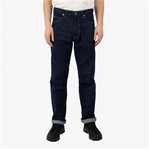 Джинсы Blue Blue Japan Selvedge Denim Straight-Leg в мультибрендовом ...