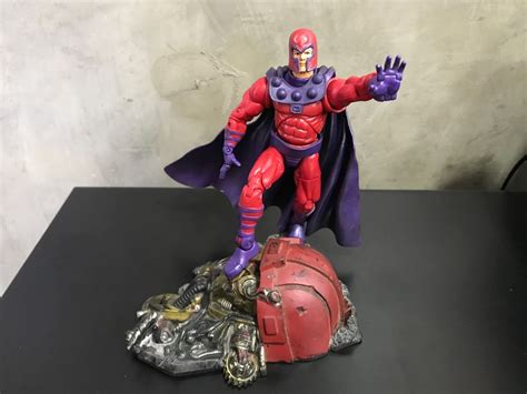 Action Figure Magneto X Men Marvel Legends Brinquedo Toybiz Usado