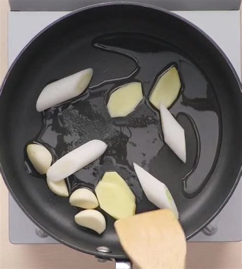 番茄火锅底料怎么做番茄火锅底料的做法星厨甜品studio豆果美食